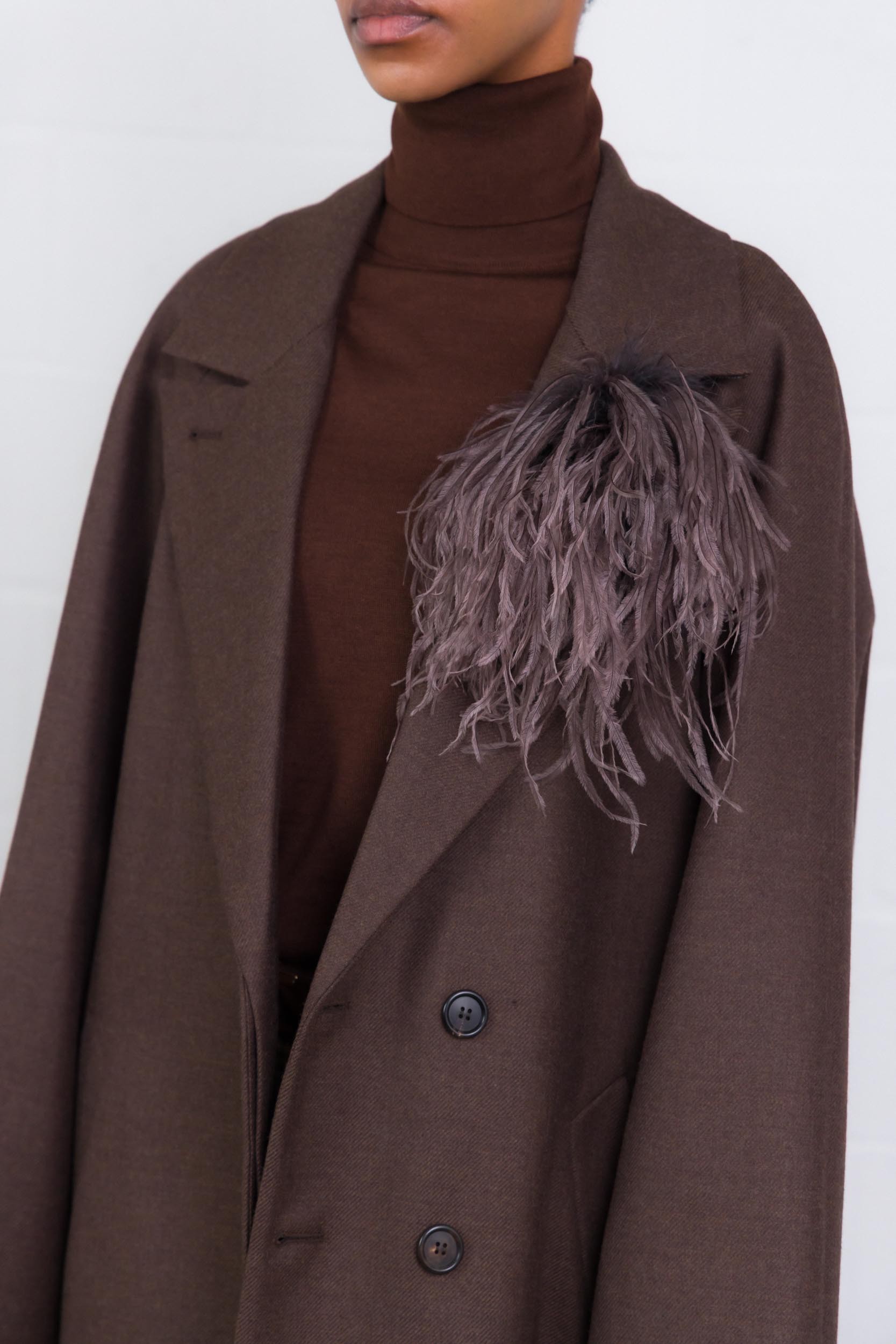 Brown ostrich feather brooch